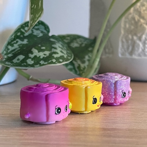 Shopkins | Toys | Shopkins Jilly Jam Roll | Poshmark